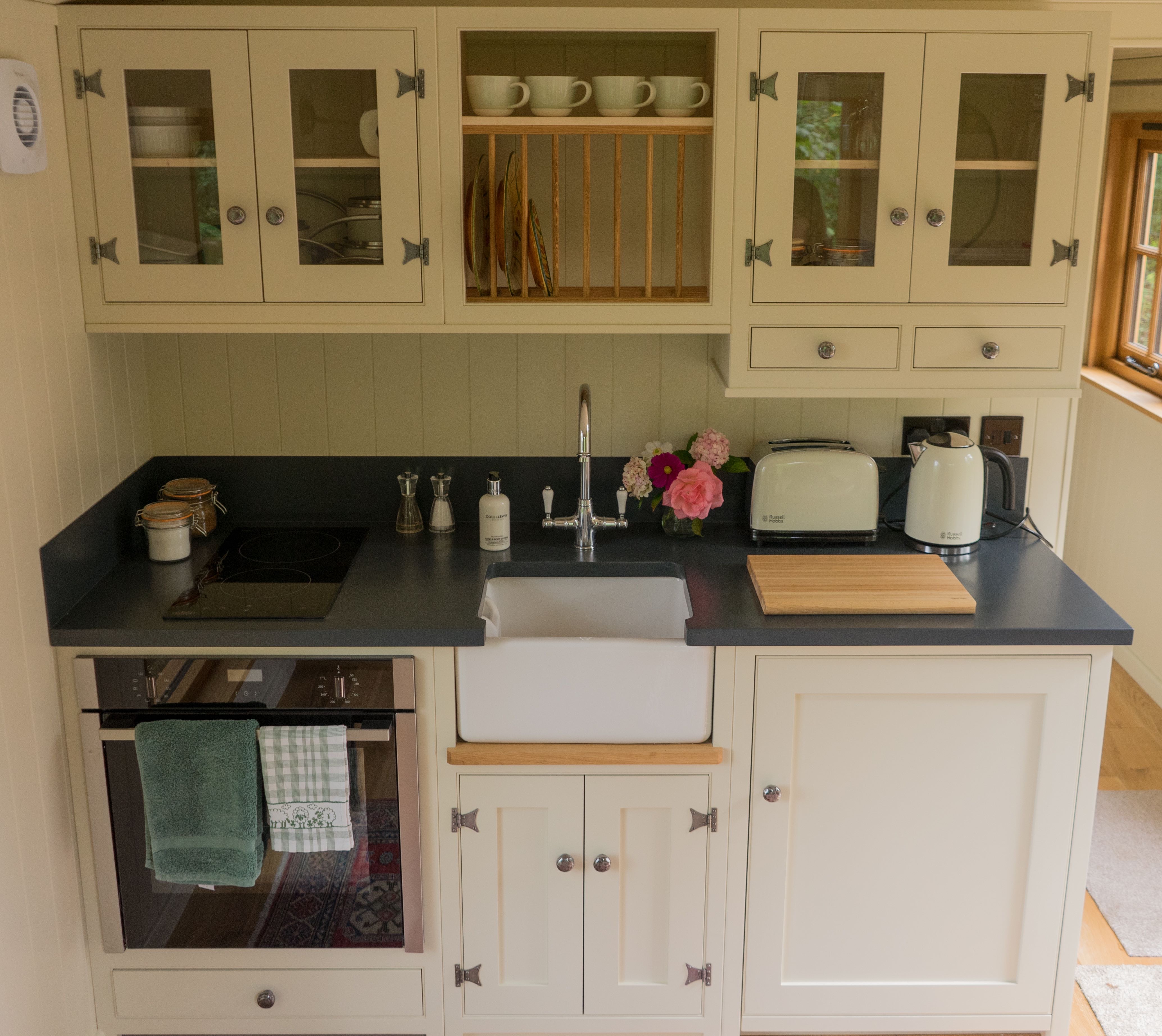 Shepherd’s Huts with Kitchens | Plankbridge Shepherd's Huts