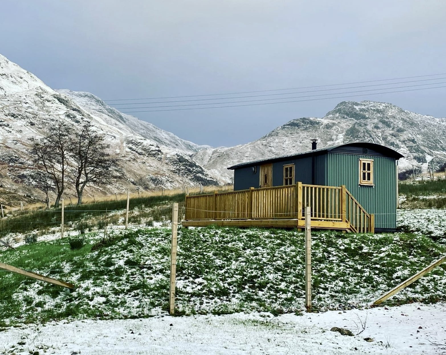 A cosy Cabin in the Scottish Highlands | Plankbridge Shepherd's Huts